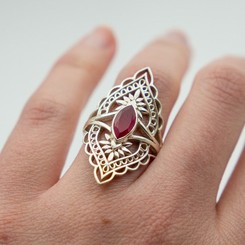 Mandala Ruby - Beautiful Selection